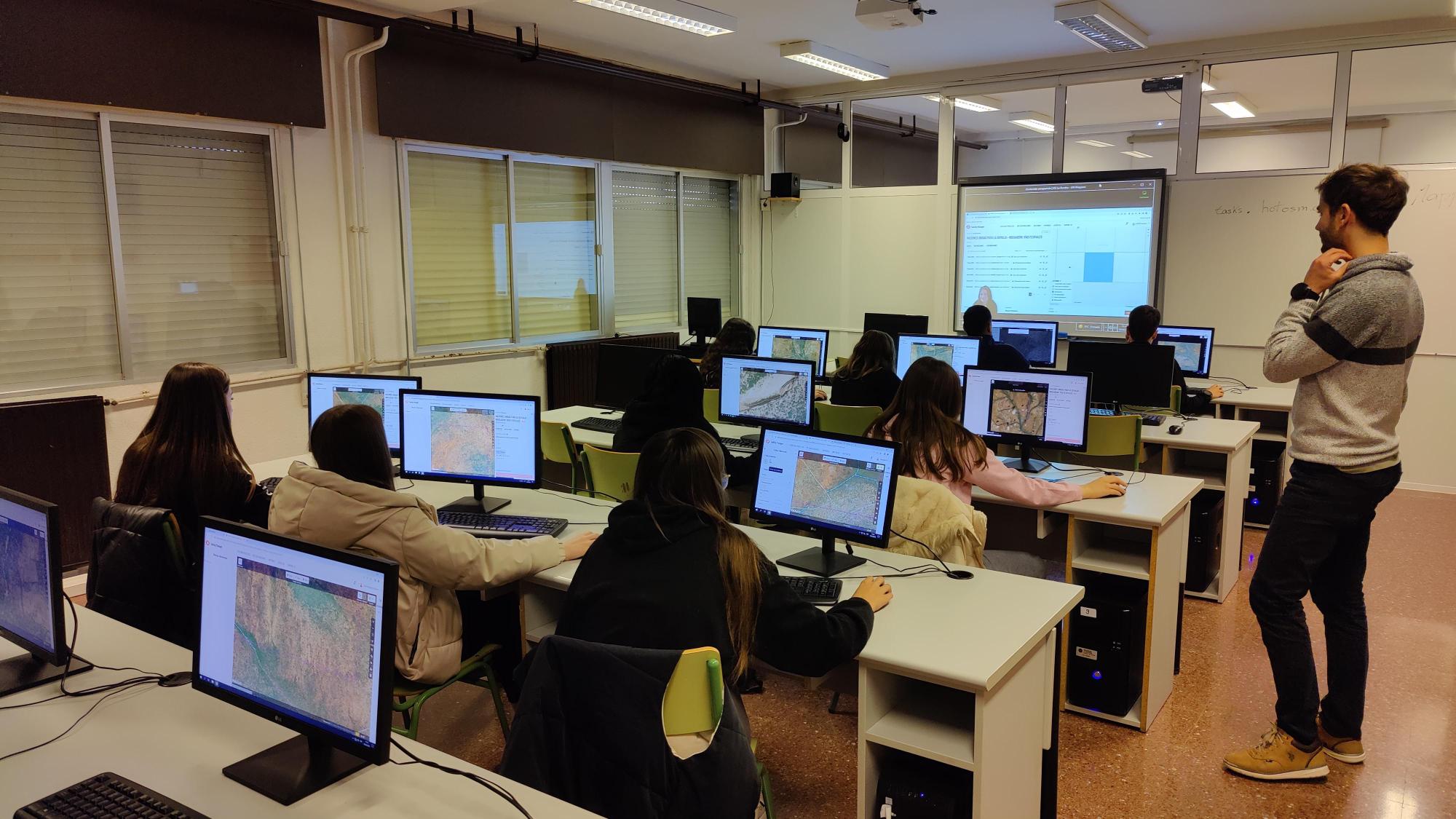 The Community | UN Maps